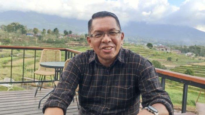 Heribertus Baben: Balon Gubernur NTT Ansy Lema Orang Hebat - Tribunflores.com