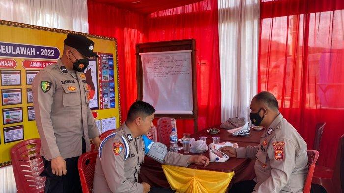 Petugas Sidokes Polres Gayo Lues Cek Kesehatan Personel Pos Operasi Lilin Seulawah - tribungayo.com