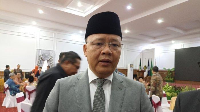 Detik-detik Gubernur Bengkulu Rohidin dan Sejumlah Pejabat Dibawa KPK ke Jakarta Terkait OTT ...