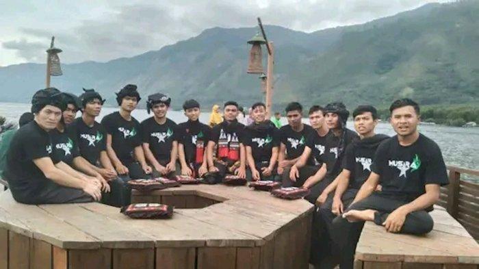 Grup Didong Musara Bintang Meriahkan Malam Resepsi HUT 446 Kute ...