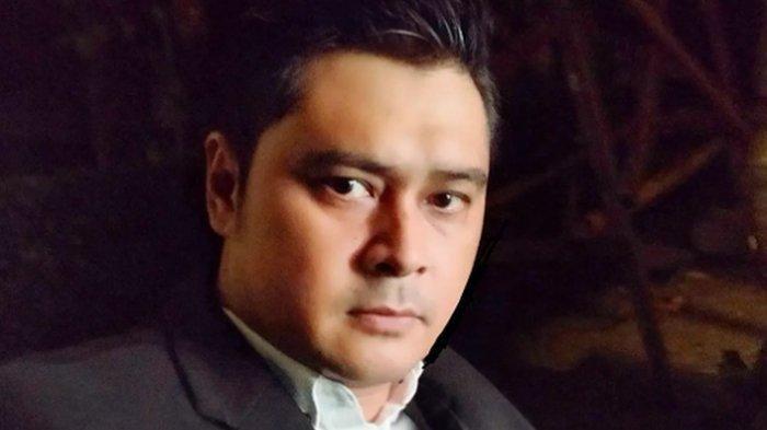 Kabar Duka, Artis Iqbal Pakula Meninggal Dunia, Wafat di Usia 46 Tahun ...