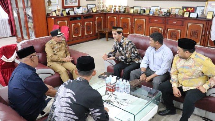 Bahas Tahapan Pilkada 2024, Komisioner KIP Silaturhami Bersama Pj Bupati Aceh Tengah ...