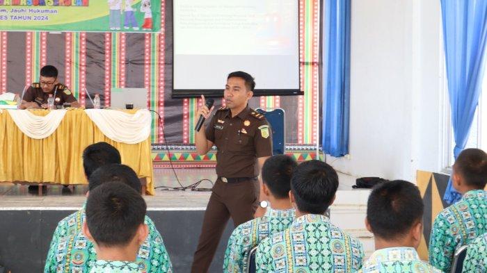 Kejari Gayo Lues Adakan Penyuluhan dan Penerangan Hukum di SMAN Seribu ... Kejari Gayo Lues Adakan Penyuluhan dan Penerangan Hukum di SMAN Seribu ...