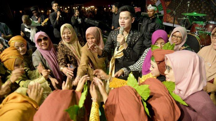 Faul Lida Guncang Bener Meriah, Konser Meriahkan HUT Ke-20 - tribungayo.com