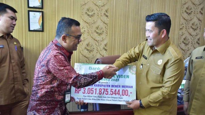 Pemkab Bener Meriah Terima Dividen Bank Aceh Rp 3,051 Miliar - tribungayo.com