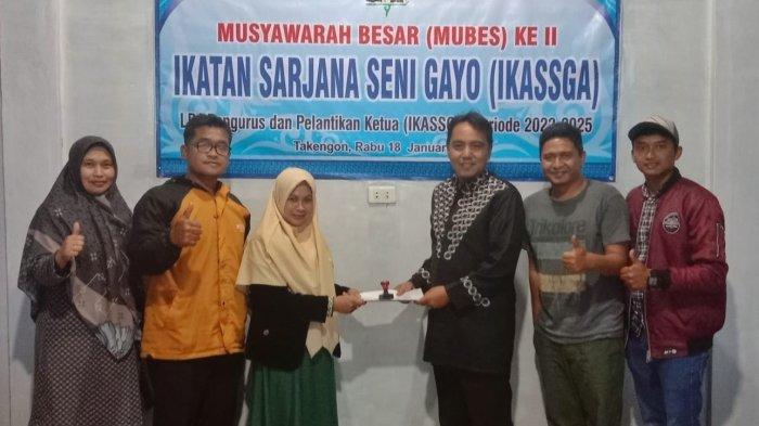 Sabariah Munthe Kembali Terpilih Jadi Ketua Ikatan Sarjana Seni Gayo ...