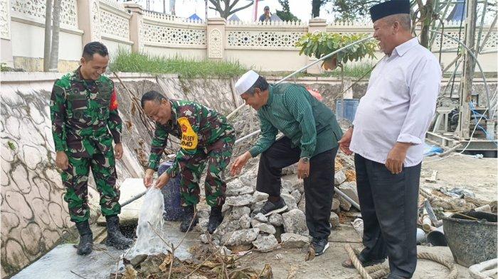 TMMD Kodim Aceh Tengah Bangun Sumur Bor, Masjid Agung Ruhama Takengon ...
