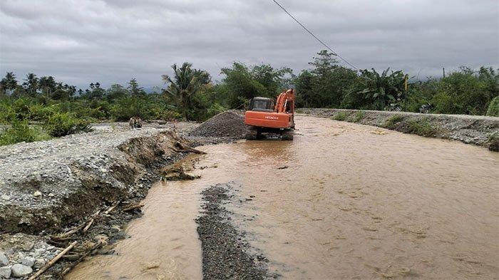 Tanggul Sungai Jebol Menyebabkan Banjir di Aceh Tenggara, Kini Mulai ...
