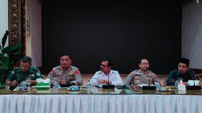 Pj Bupati Aceh Utara Bersama Forkopimda Bahas Isu Strategis Jelang Tahun Baru - tribungayo.com