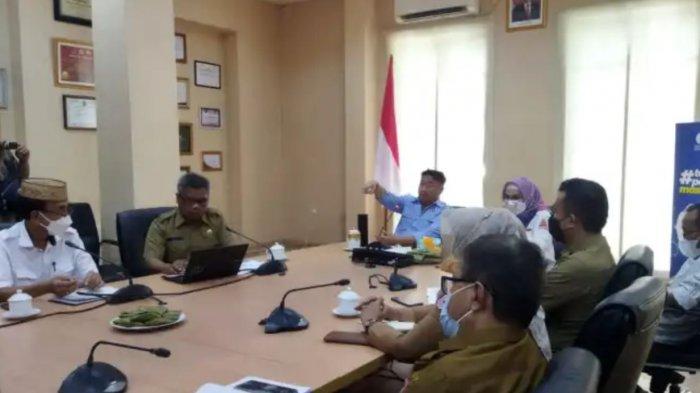 Hamim Pou Targetkan 1.650 KK Bone Bolango Keluar dari Kemiskinan ...