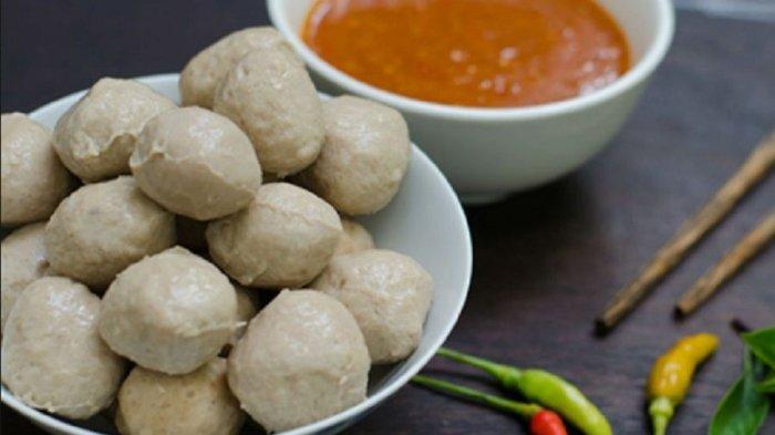 Kisah Yatno Pedagang Pentolan Asal Kendari yang Berjuang Hidup di ...