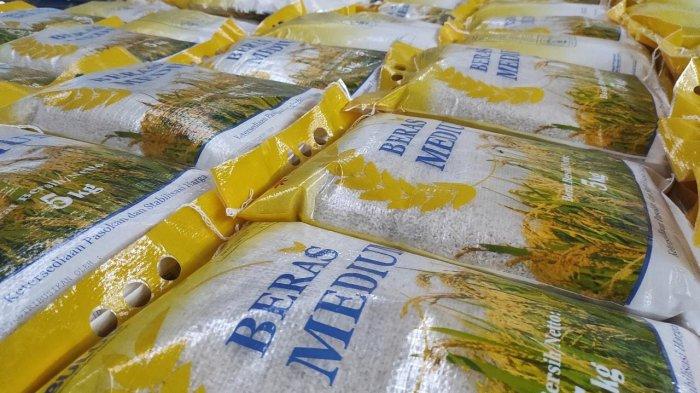 Bulog Gorontalo Pastikan Stok Beras Cukup Sampai Hari Raya Idul Fitri - Tribun Gorontalo