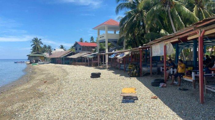 Menghabiskan Libur Lebaran Idulfitri dengan Jalan-jalan ke Pantai ...