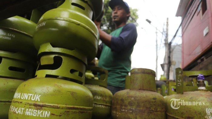 Beli Gas LPG mulai 1 Januari 2024 Harus Pakai KTP atau KK - Tribun ... Beli Gas LPG mulai 1 Januari 2024 Harus Pakai KTP atau KK - Tribun ...