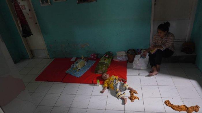 Ada Bayi 2 Bulan di Posko Kebakaran Gorontalo, Butuh Ayunan dan Tempat ...