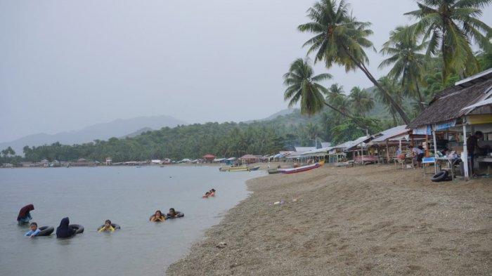 Cocok untuk Berakhir Pekan, Ini Potret Wisata Pantai Botutonuo ...