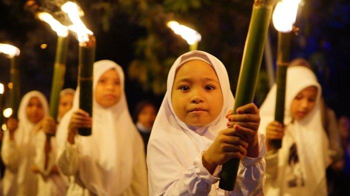 Pawai Obor di Kabupaten Gorontalo Ramaikan Malam ke 13 Ramadhan ...
