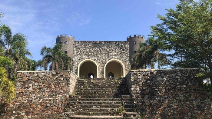 Jalan-jalan ke 'Kastil Kuno' di Bone Bolango, Primadona Wisatawan ...