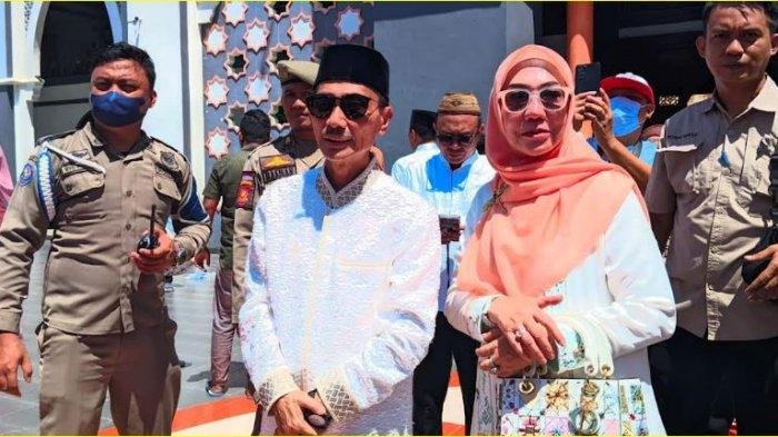 Bupati Nelson Pomalingo Lepas 315 Jemaah Calon Haji Kabupaten Gorontalo - Tribun Gorontalo
