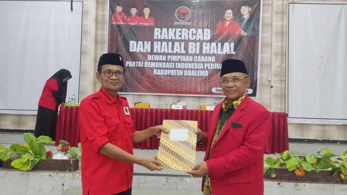 Darwis Moridu Daftarkan diri ke DPC PDIP untuk Pilkada Boalemo 2024 ...
