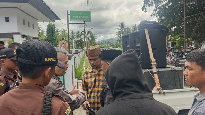BREAKING NEWS Warga Demontrasi di Kejari Tilamuta Boalemo Gorontalo ...