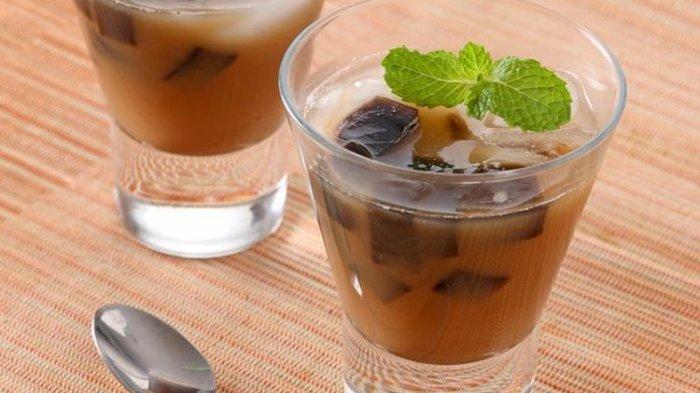 Resep Es Cincau Hitam, Cita Rasa Gula Merah - Tribun Gorontalo
