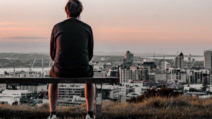 12 Prinsip Introvert Ini Bikin Bingung Orang Lain Termasuk Dirinya ...