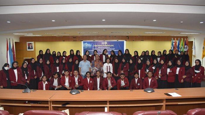 KKN Kolaboratif UNG-UGM Gagas Sekolah Pesisir Berbasis Digital di Desa ...