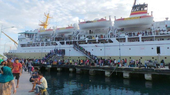 Jadwal KM Bukit Raya Kapal Pelni April 2025: Sore Ini Berangkat dari Midai ke Natuna - Tribun ...