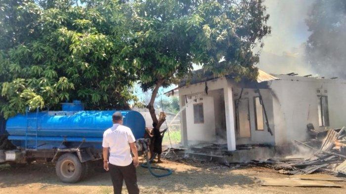 Dua Rumah di Popayato Ludes Terbakar, Kerugian Ditaksir Rp 200 Juta - Tribun Gorontalo