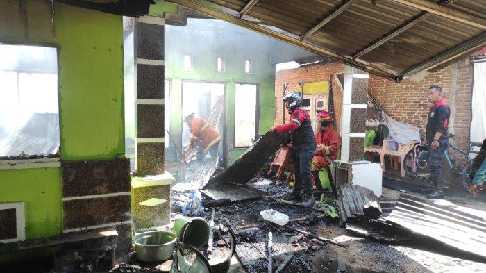 BREAKING NEWS: Kebakaran Menghanguskan Rumah Warga Kota Gorontalo - Tribun Gorontalo
