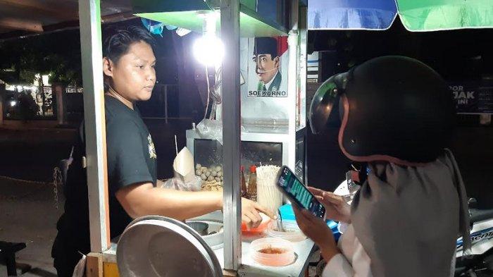 Kentung Nekat ke Gorontalo demi Ubah Nasib, Jualan Bakso Tusuk Sejak ...