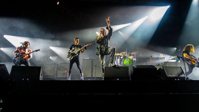 10 Lagu Emo Ini Bisa Bangkitkan Semangatmu, Ada My Chemical Romance ...