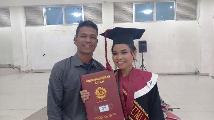 Cerita Oktalorenza Purba, Wisudawati Universitas Negeri Gorontalo Asal Sumatera Utara - Tribun ...