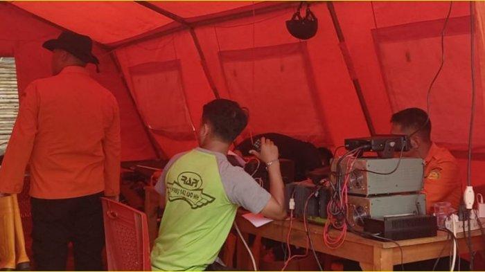 Tim SAR Hanya Andalkan Radio untuk Komunikasi di Lokasi Tambang Emas Suwawa - Tribun Gorontalo
