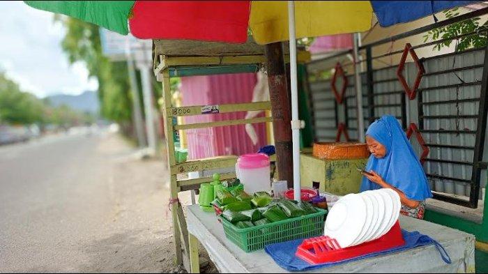 Cerita Rita Daud, Penjual Nasi Bungkus di Taman Kalimadu Kota Gorontalo ...