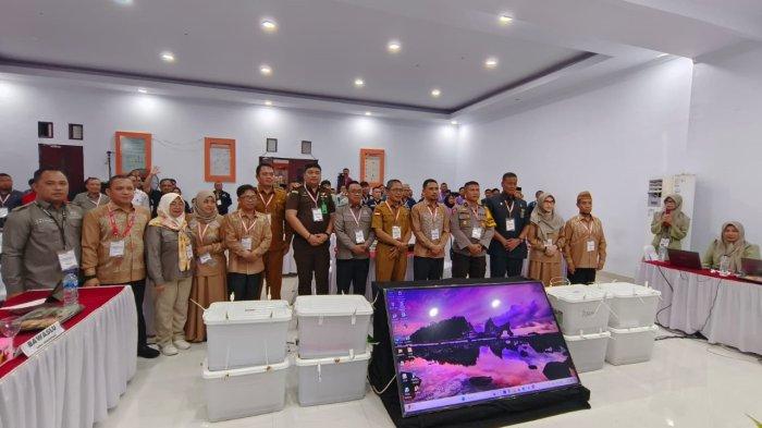 Sekda Ismail Madjid Hadiri Rapat Pleno Rekapitulasi Hasil Penghitungan Suara di KPU Kota ...