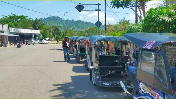 BREAKING NEWS Ratusan Sopir Bentor Padati Jalanan Sambut Kedatangan ...