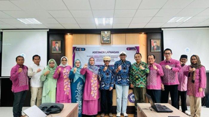 Prodi Sendtratasik UNG Targetkan Akreditas Unggul - Tribun Gorontalo