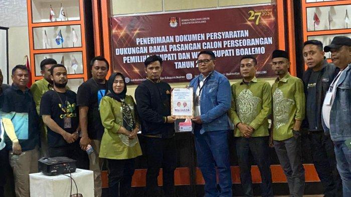 Wahyudin Lihawa dan Riko Djaini Daftar ke KPU, Jadi Calon Bupati dan ... Wahyudin Lihawa dan Riko Djaini Daftar ke KPU, Jadi Calon Bupati dan ...