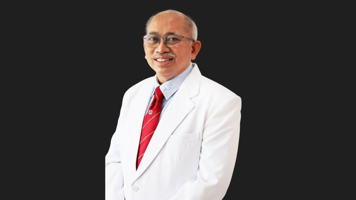 Prof. Dr. dr. Zainal Muttaqin Ph.D Sp.BS Guru Besar Undip Sekaligus ...