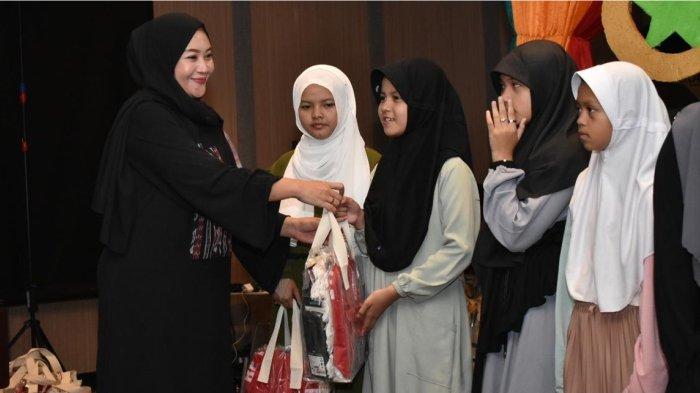 Berbagi Kebahagian pada Bulan Suci di Mercure Bandung City Centre - Tribunjabar.id