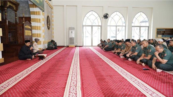 Danpussenif TNI AD Beserta Segenap Keluarga Besar Pussenif Peringati ...