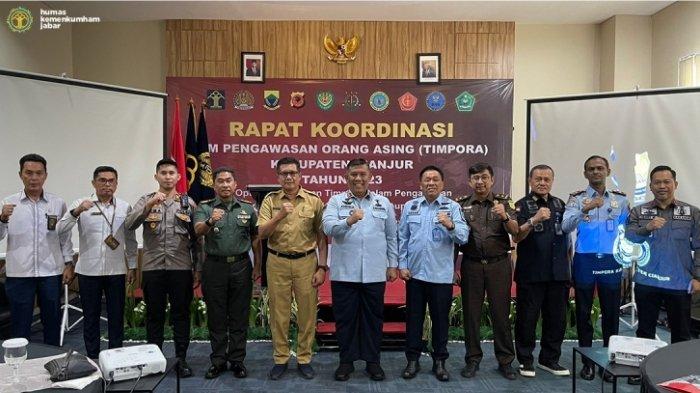 Optimalisasi Pengawasan Orang Asing Kakanwil Kemenkumham Jabar Buka Timpora Cianjur - Tribunjabar.id