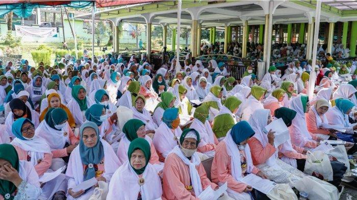 Suarakan Ganjar Presiden 2024, Emak-Emak di Sumedang Kepincut Program Kredit Lapak - Tribunjabar.id
