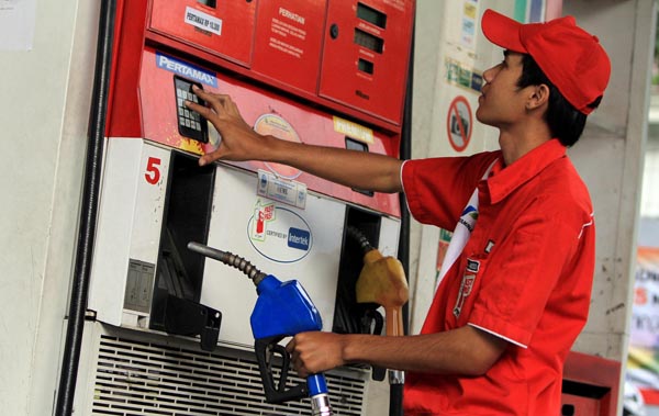 RESMI NAIK, Ini Harga Pertamax di Seluruh Indonesia Mulai 1 April, Ada ...