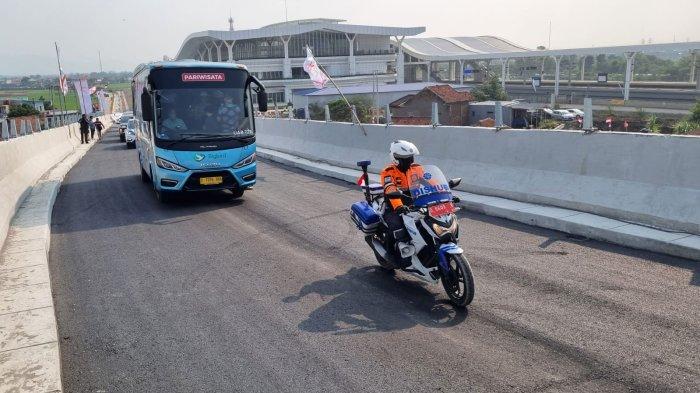Parade Foto Bupati Bandung Resmikan Jembatan Cibiru Hilir Akses ke ...