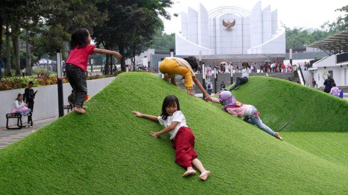 Bermain di Kawasan Wisata Ruang Publik Monpera Jabar - Tribunjabar.id