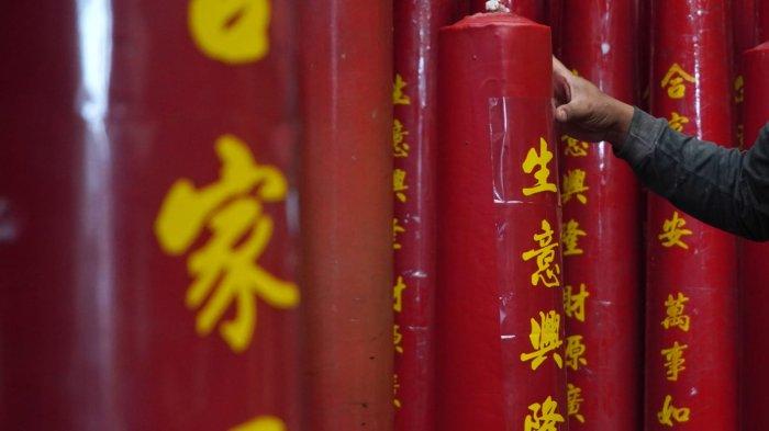 Pembuatan Lilin Imlek 2024 di Vihara Dharma Ramsi Bandung - Tribunjabar.id