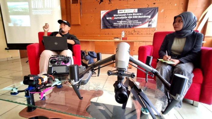 Mahasiswa Jurnalistik UIN SGD Bandung Ikuti Pelatihan Penggunaan Drone yang Digelar WFB ...